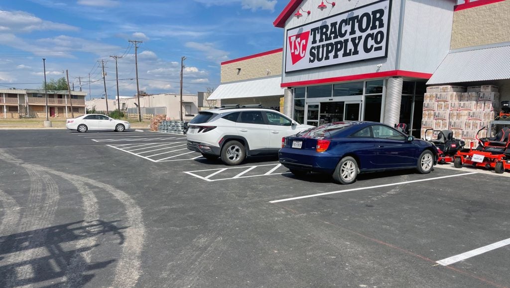 Line Striping for Tractor Supply Company Contractor | G-FORCE™ Dallas