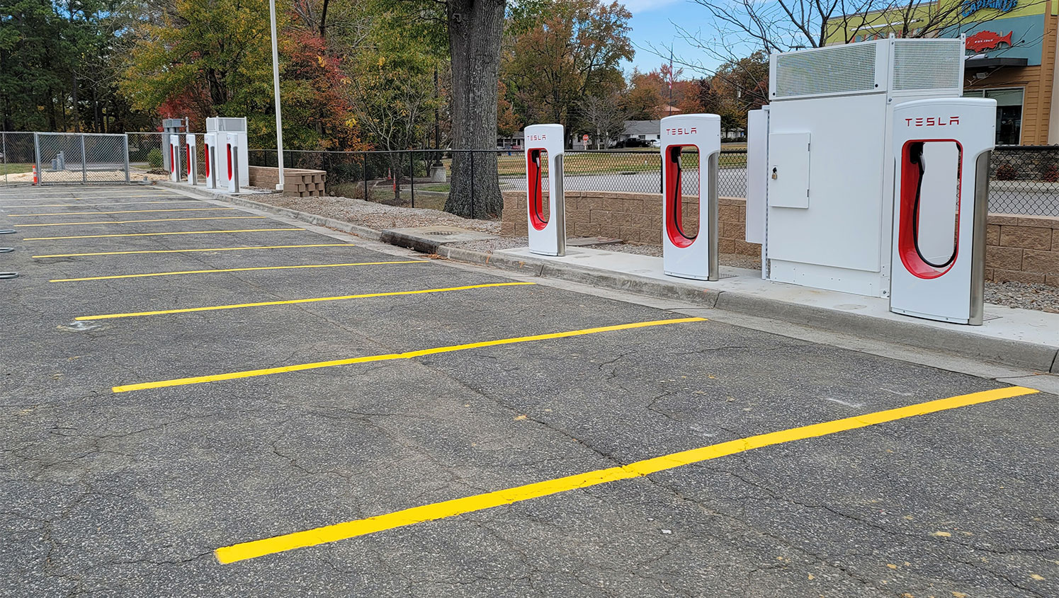 Line Striping and Removal for Leading Edge Services - Tesla | G-FORCE™