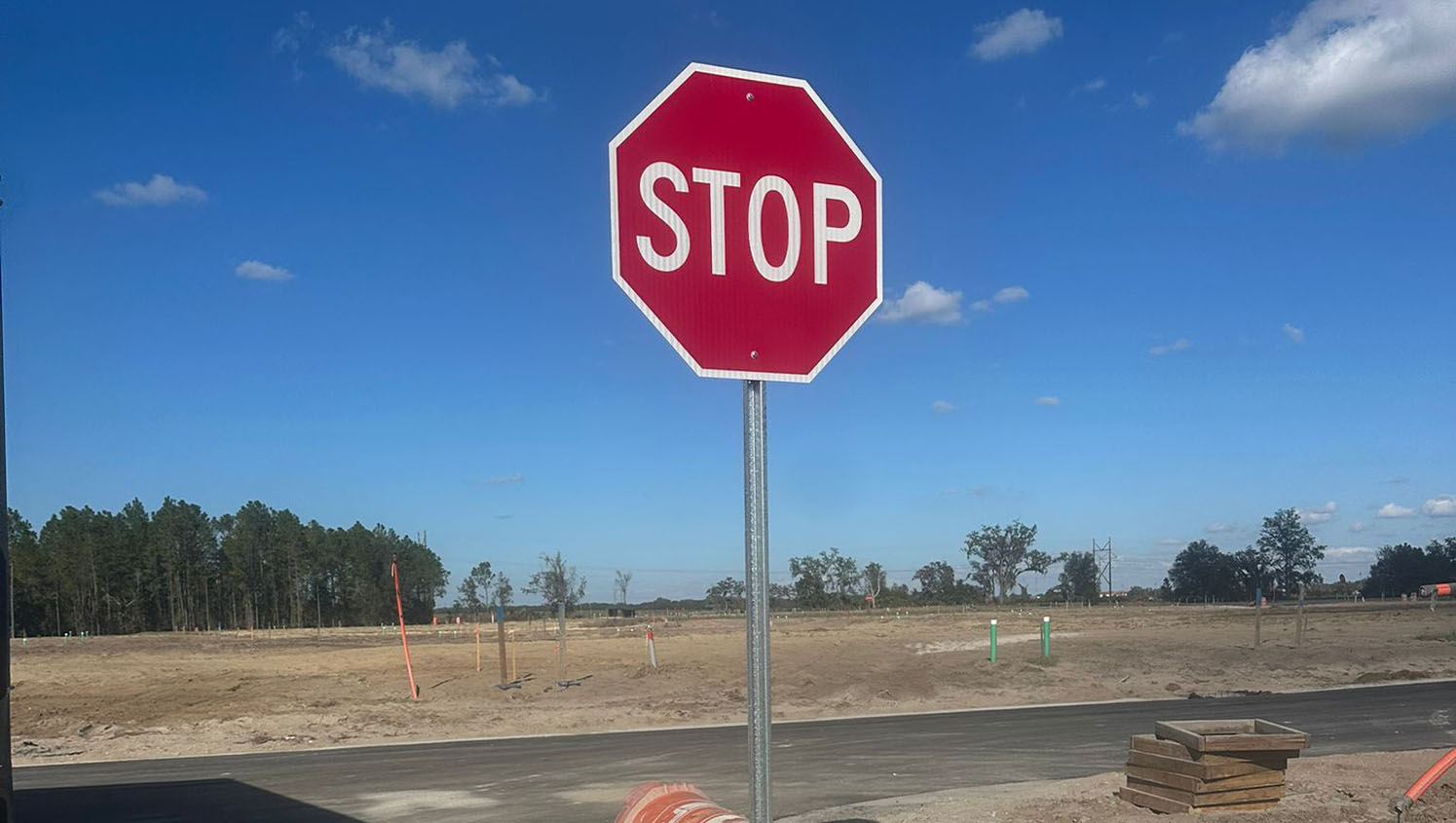 Parking Lot Sign Installation for Rec Parking Lot in Davenport |. G-FORCE®