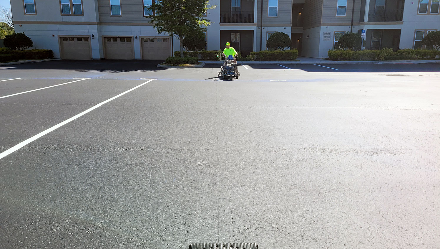 Asphalt Sealcoating for Yellow Dawg Asphalt in Ocoee | G-FORCE™ Tampa